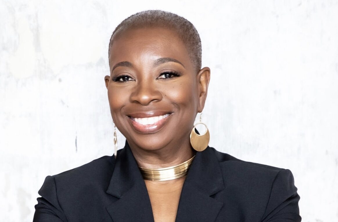 VOICES ON PAPER 8-CITY BOOK TOUR ADVANCE NATIONAL MEDIA COVERAGE ...